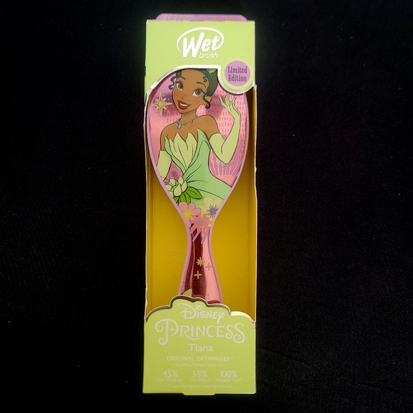 Wet Brush | Accessories | Wet Brush Disney Princess Tiana Detangler ...